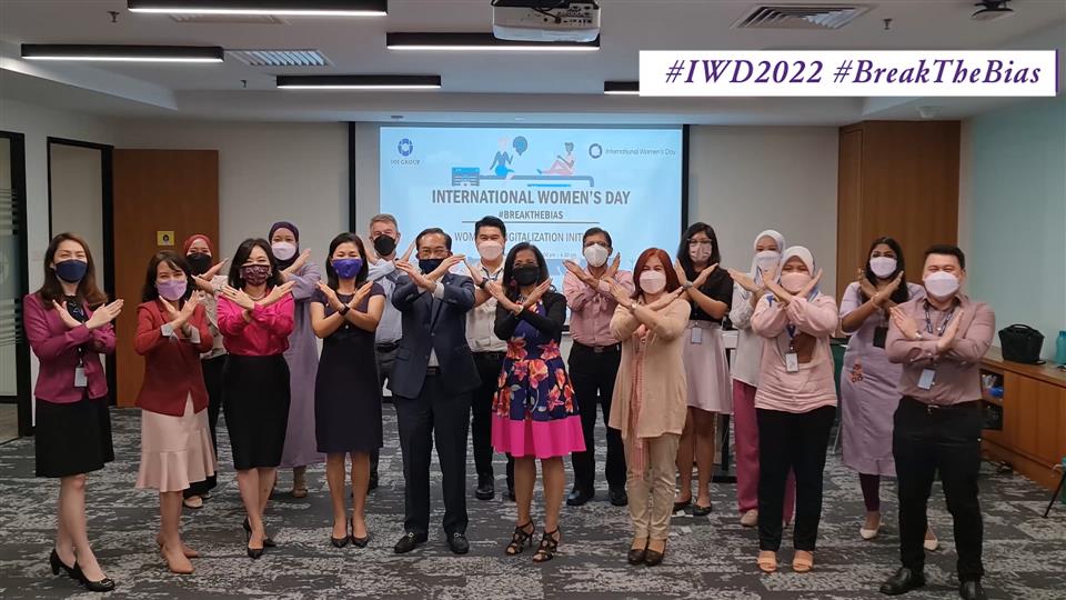 IOI Group: IWD 2022: Breaking The Gender Bias Together